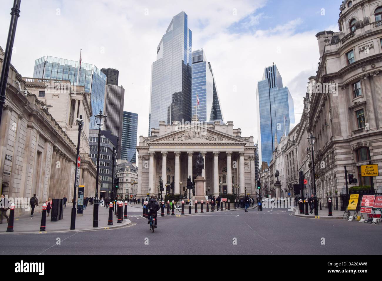Fca london stock hi-res stock photography and images - Alamy