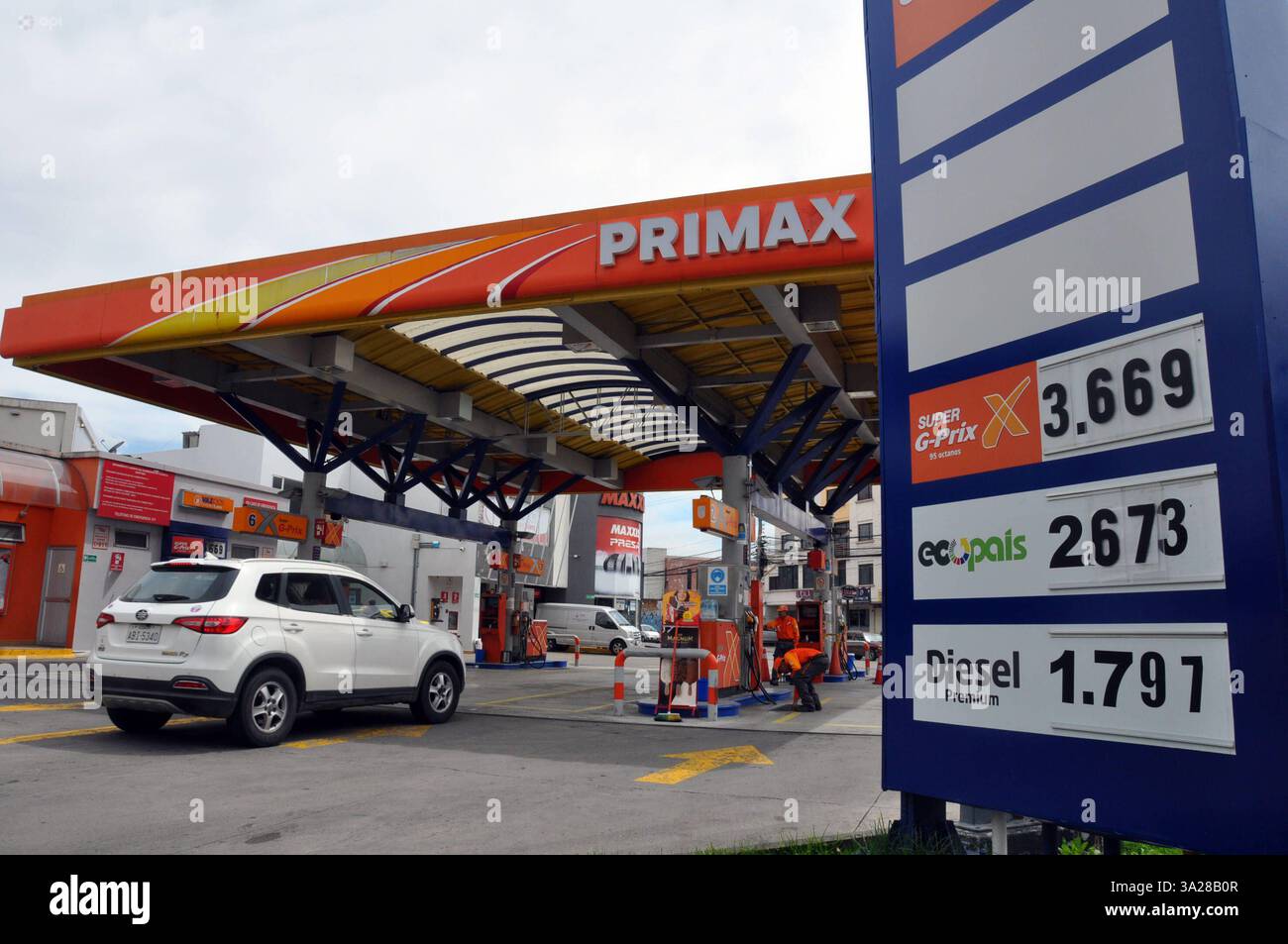 CUENCA NEW GASOLINE PRICE Cuenca,Ecuador March 12, 2025 Since March 12 ...