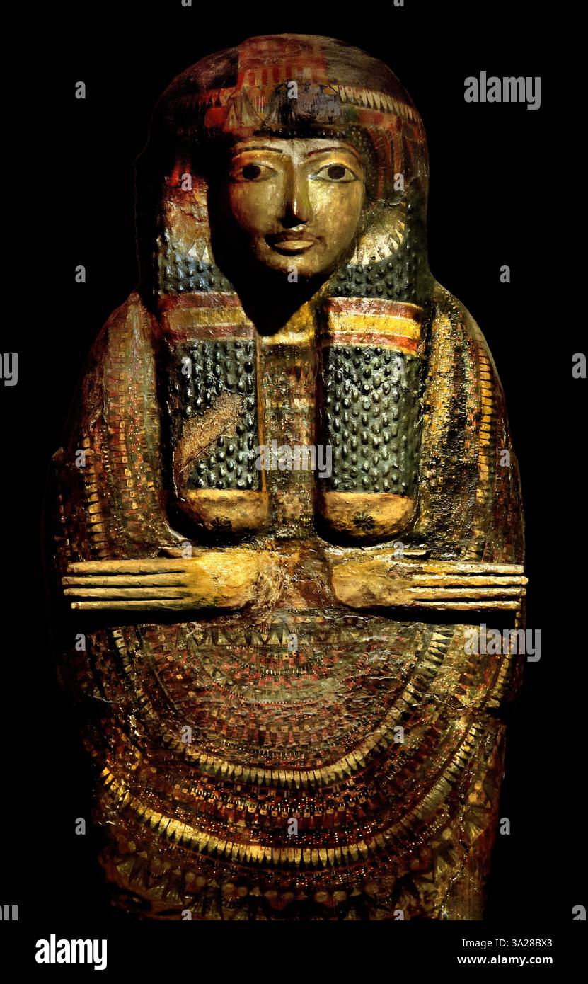 Anthropoid coffin of an amun priestess hi-res stock photography and ...