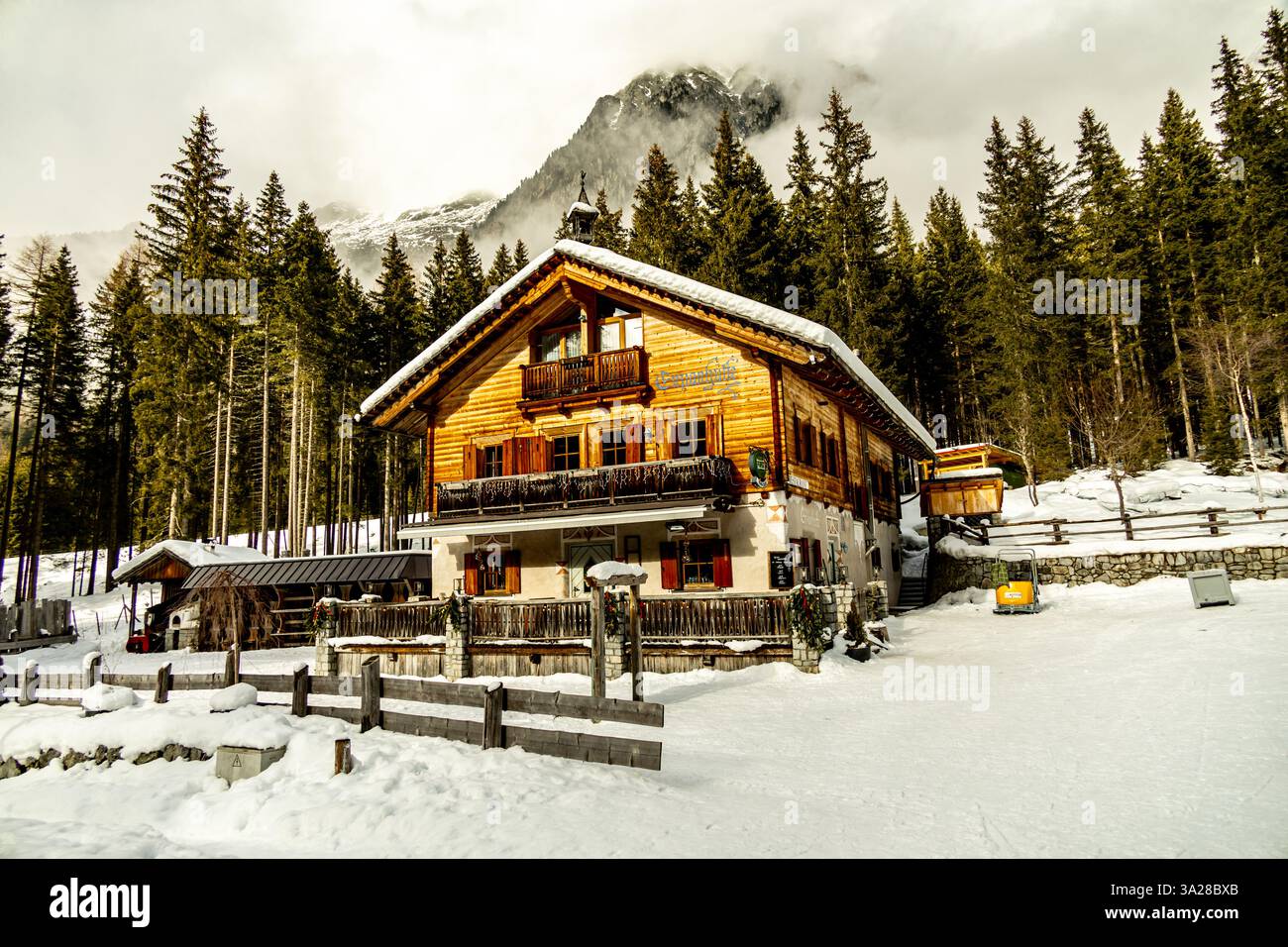 Hike up the Staller Sattel to the Austrian border near Antholz in the ...