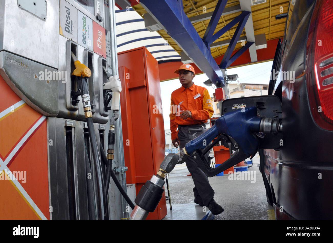 CUENCA NEW GASOLINE PRICE Cuenca,Ecuador March 12, 2025 Since March 12 ...