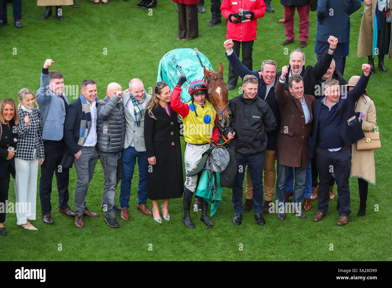 Danny Gilligan on Jazzy Matty celebrates winning the Debenhams Johnny ...
