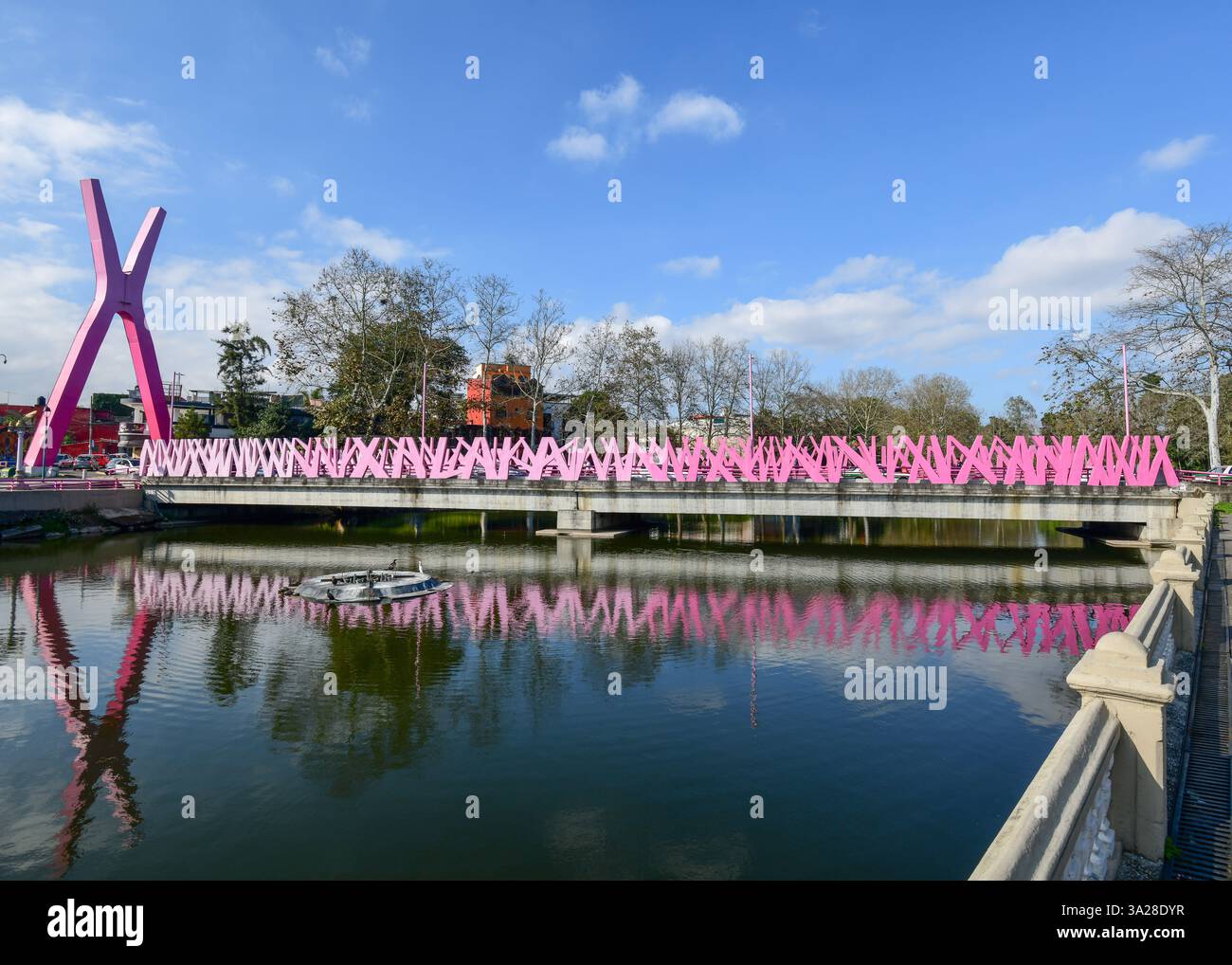 Bridge at Paseo de los Lagos in Xalapa, Mexico Stock Photo - Alamy
