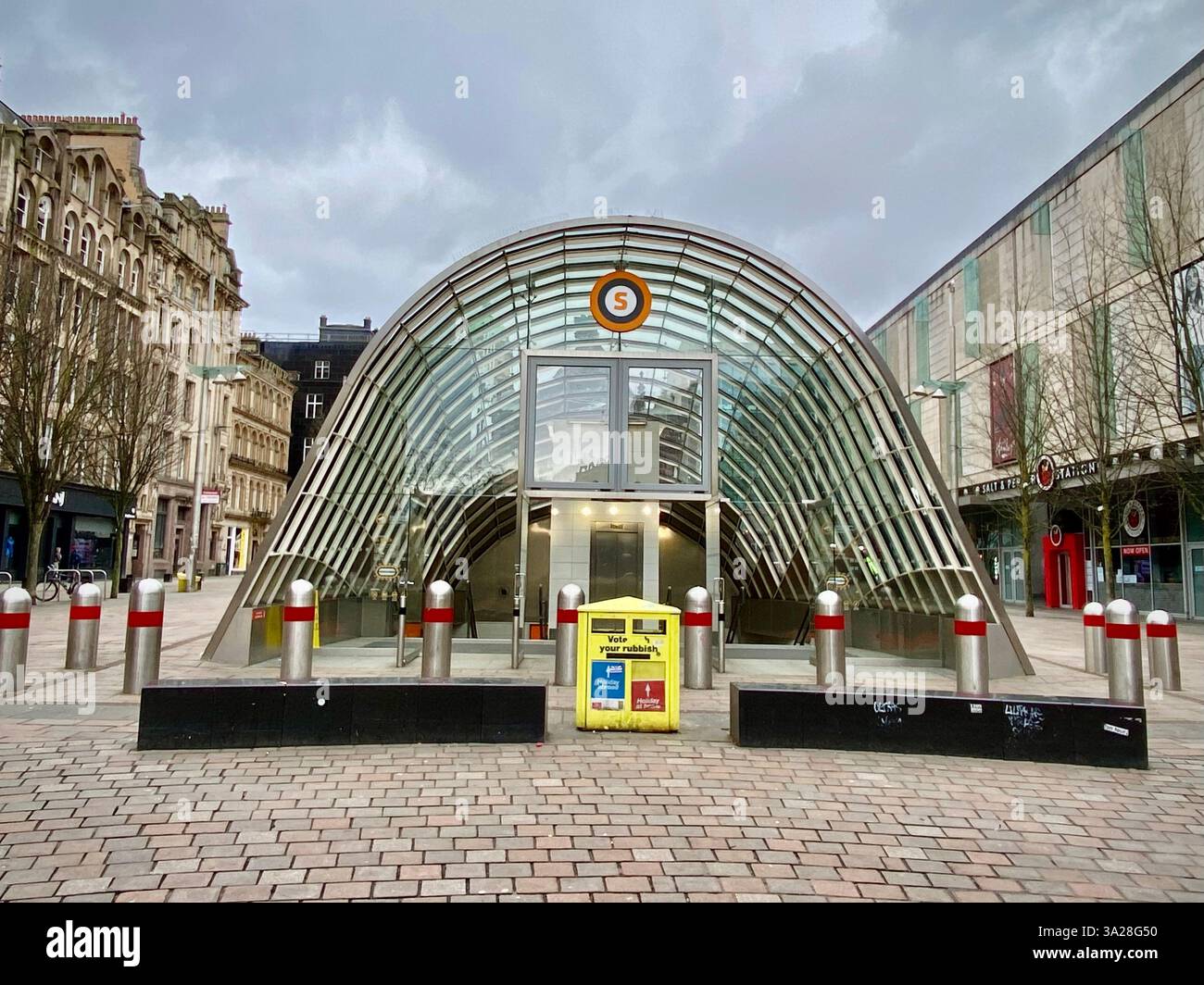 St Enoch Square, Glasgow, Scotland. U>K> Stock Photo - Alamy