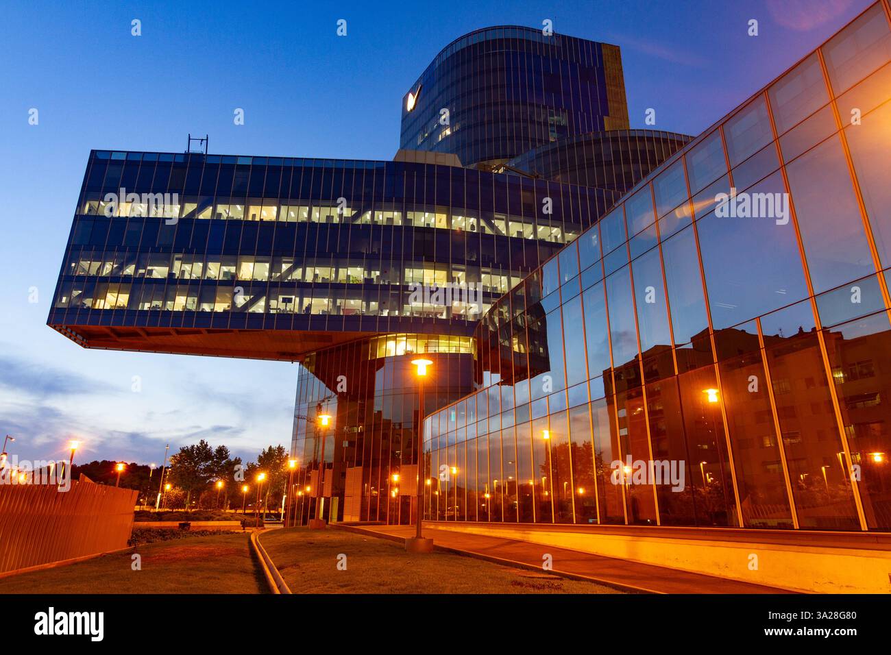 Torre gas natural hi-res stock photography and images - Alamy