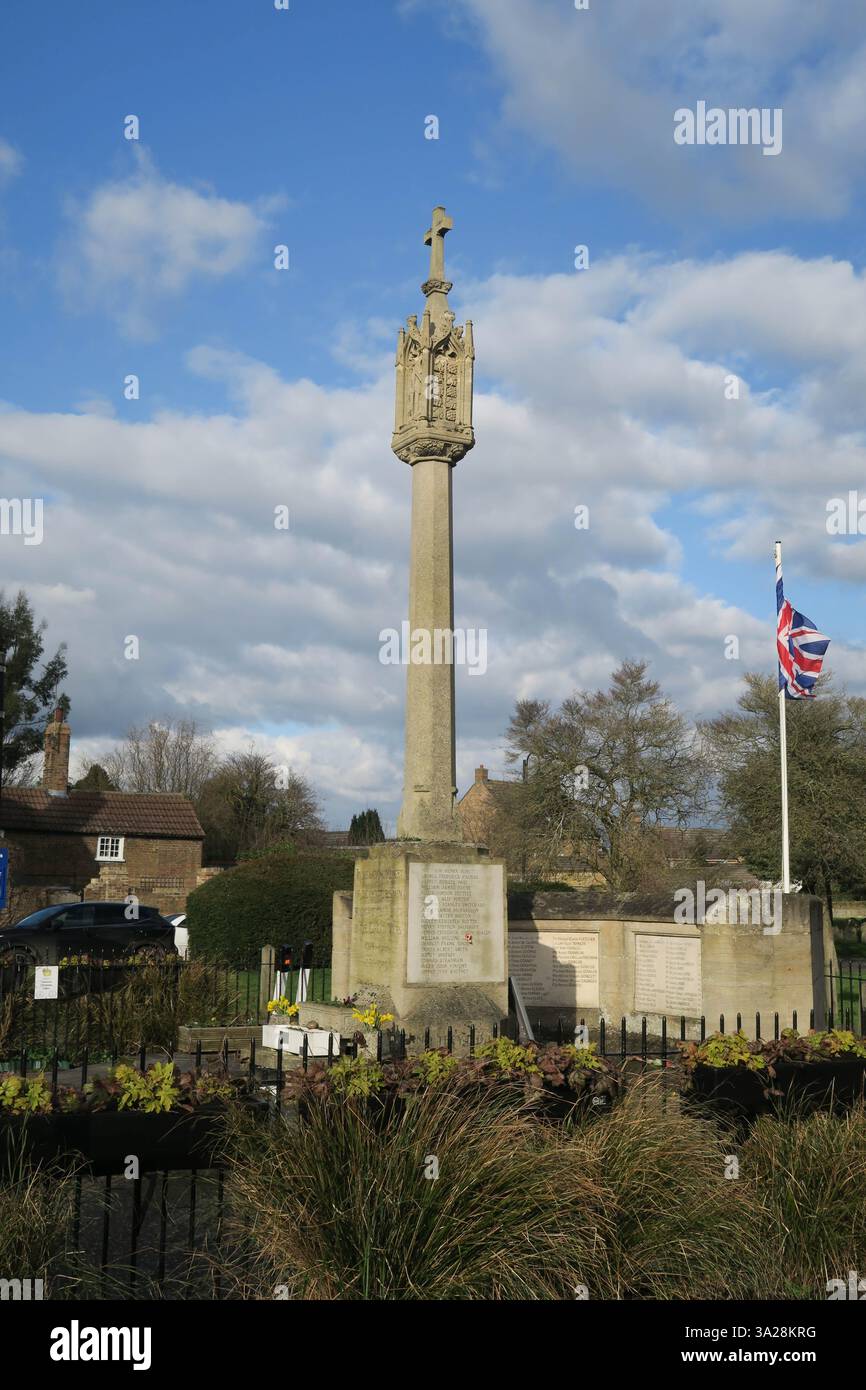 Chatteris war memorial, Chatteris, Cambridgeshire Stock Photo - Alamy