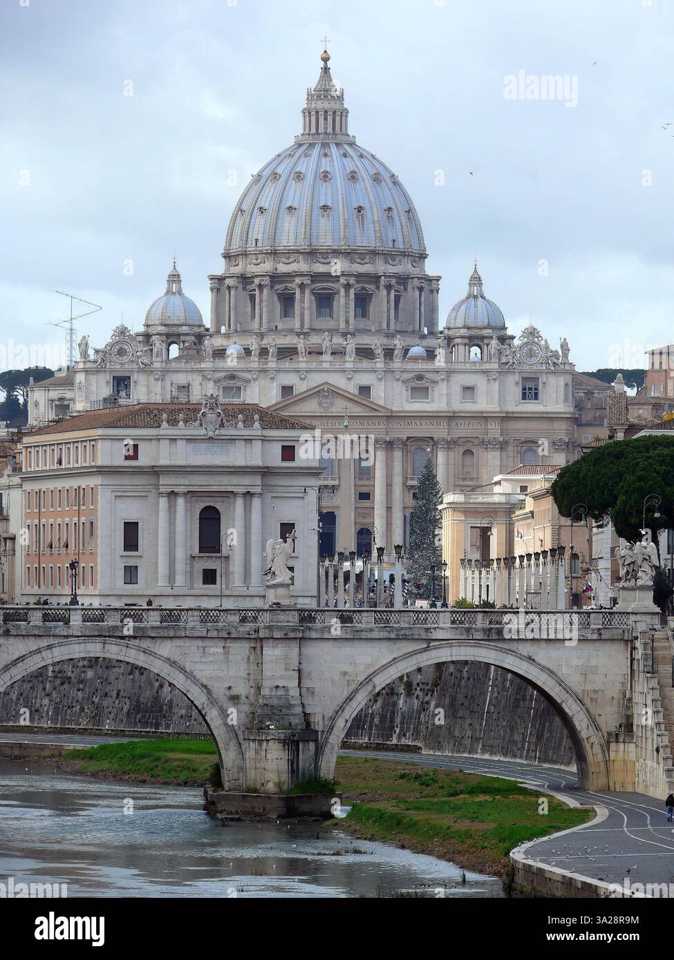 St. Peter's Basilica, Basilica di San Pietro in Vaticano, St. Peter's ...