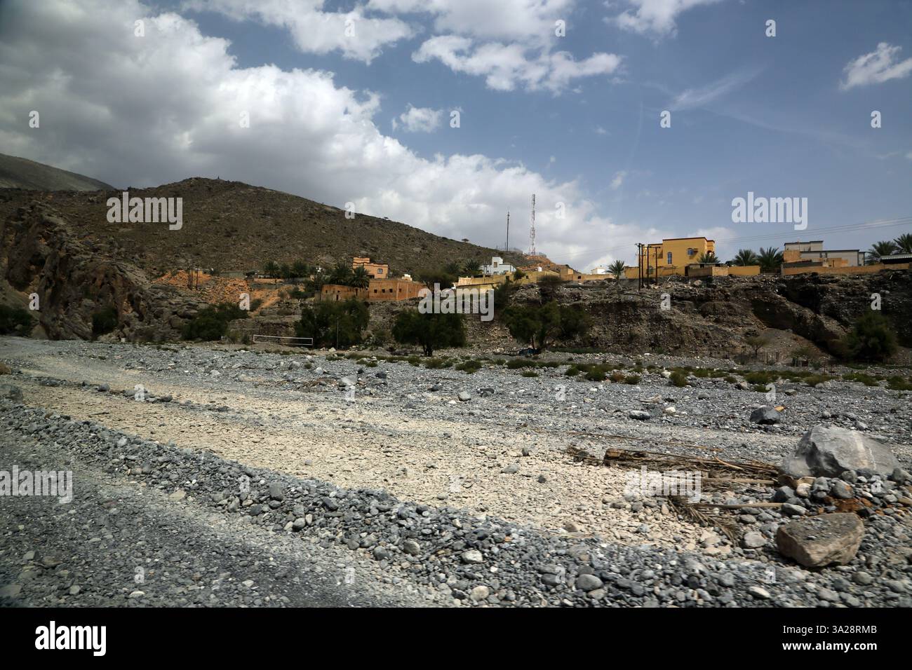 Houses in Wadi Ghul Hajar Mountains Al Hamra Oman Stock Photo - Alamy