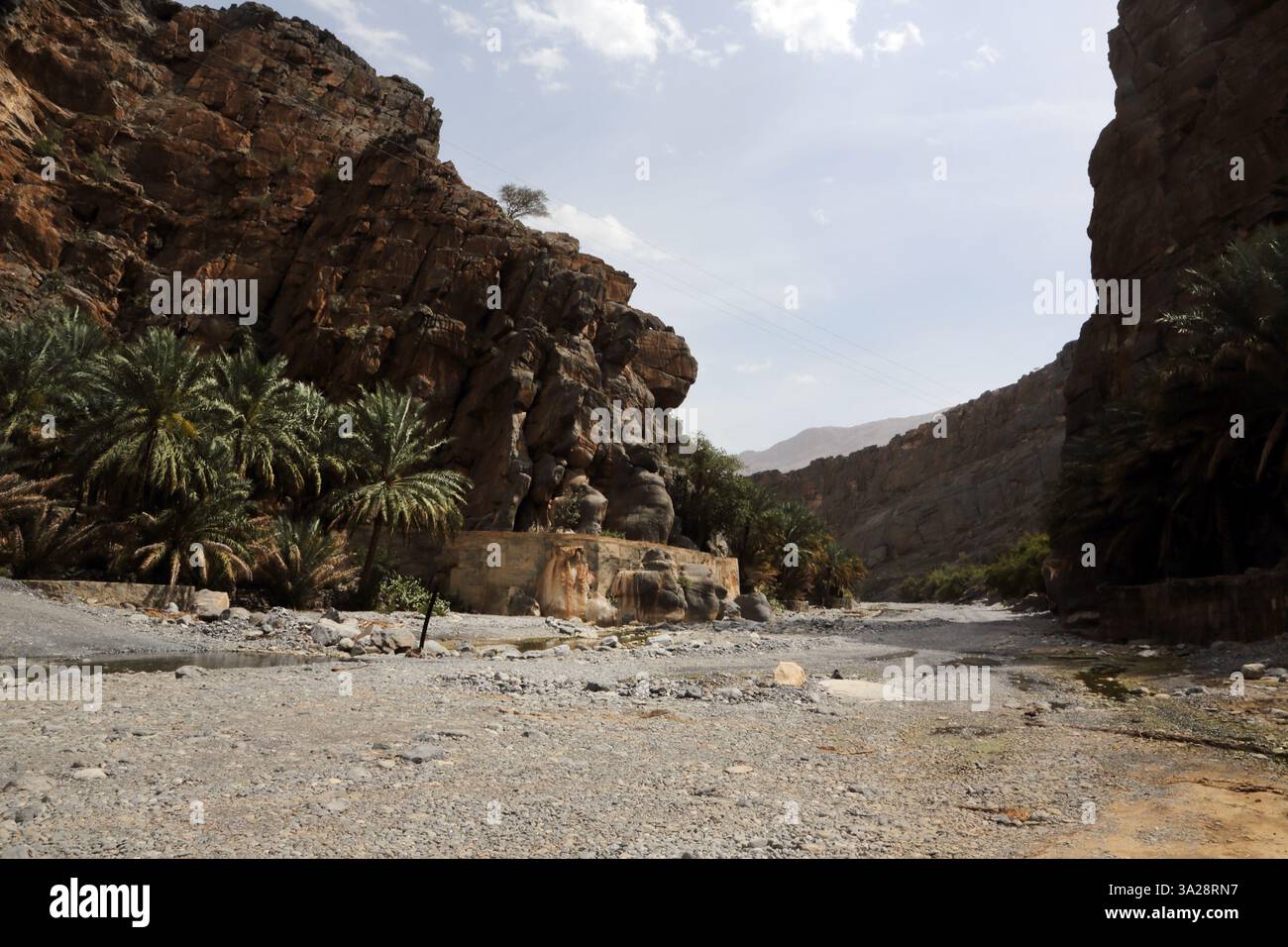 Wadi Ghul Hajar Mountains Al Hamra Oman Stock Photo - Alamy