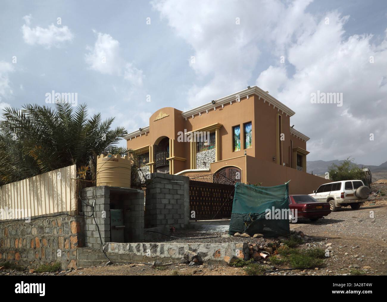 House in Wadi Ghul Hajar Mountains Al Hamra Oman Stock Photo - Alamy