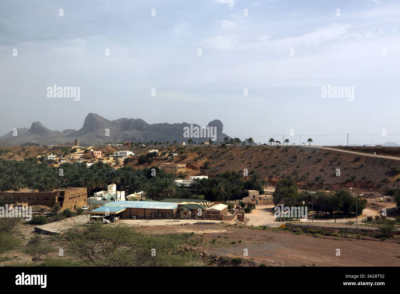 Old and New Buildings in Wadi Ghul Hajar Mountains Al Hamra Oman Stock ...