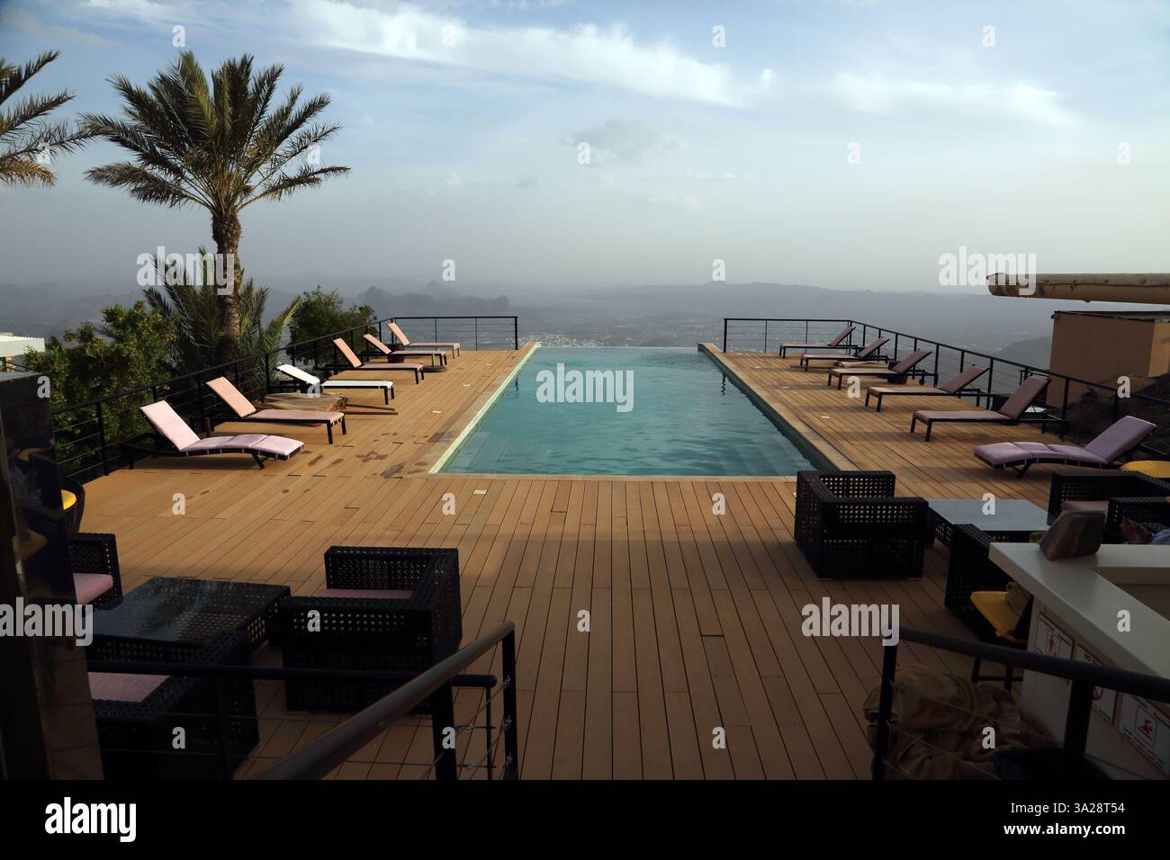 The Infinity Pool at The View Hotel Al Hamra Oman Stock Photo - Alamy