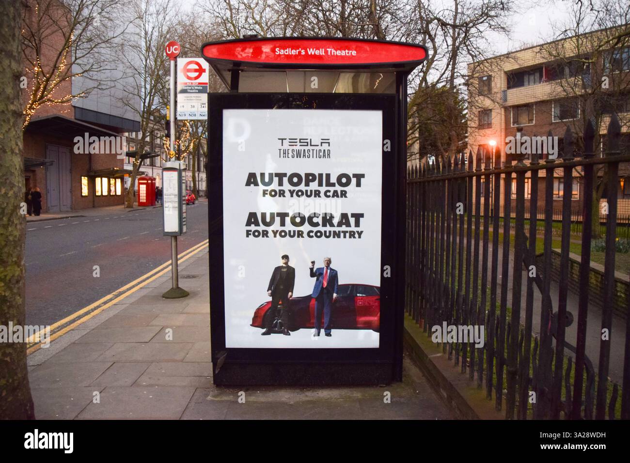 Elon musk and donald trump hi-res stock photography and images - Alamy