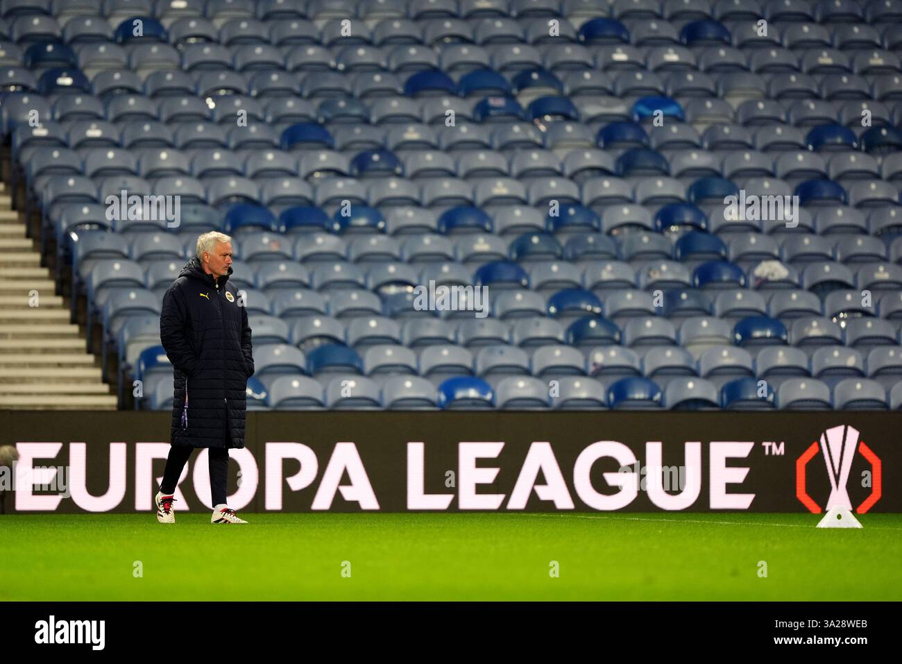 Fenerbahce manager Jose Mourinho during a training session at the Ibrox ...