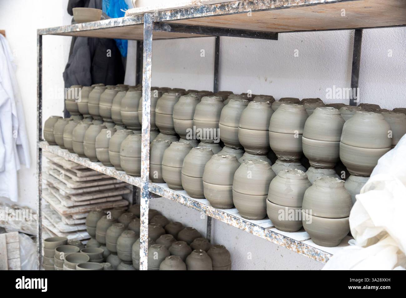 pottery being made in Morocco Stock Photo - Alamy