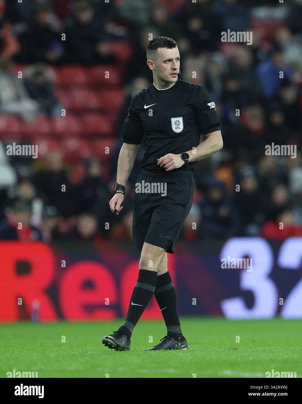 Match referee Lewis Smith during the Sky Bet Championship match between ...