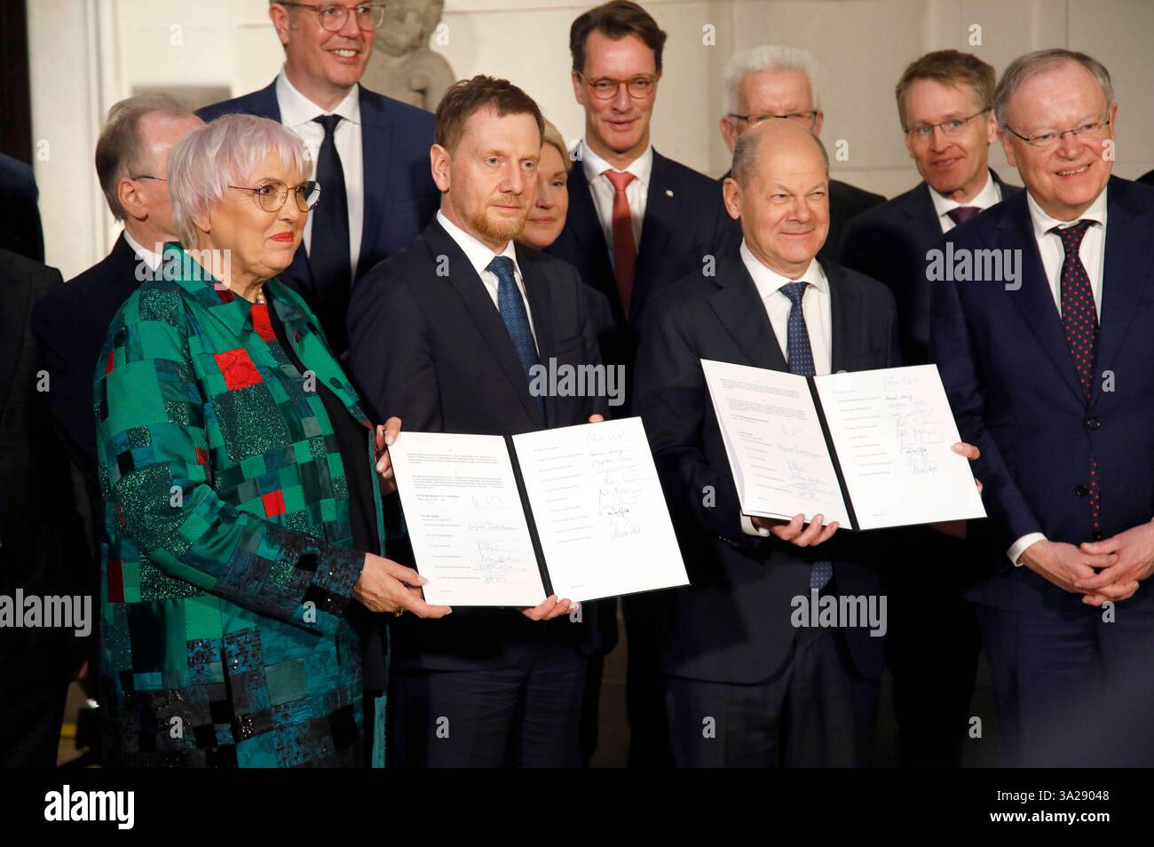 Claudia Roth, Alexander Schweitzer, Michael Kretschmer, Manuela ...