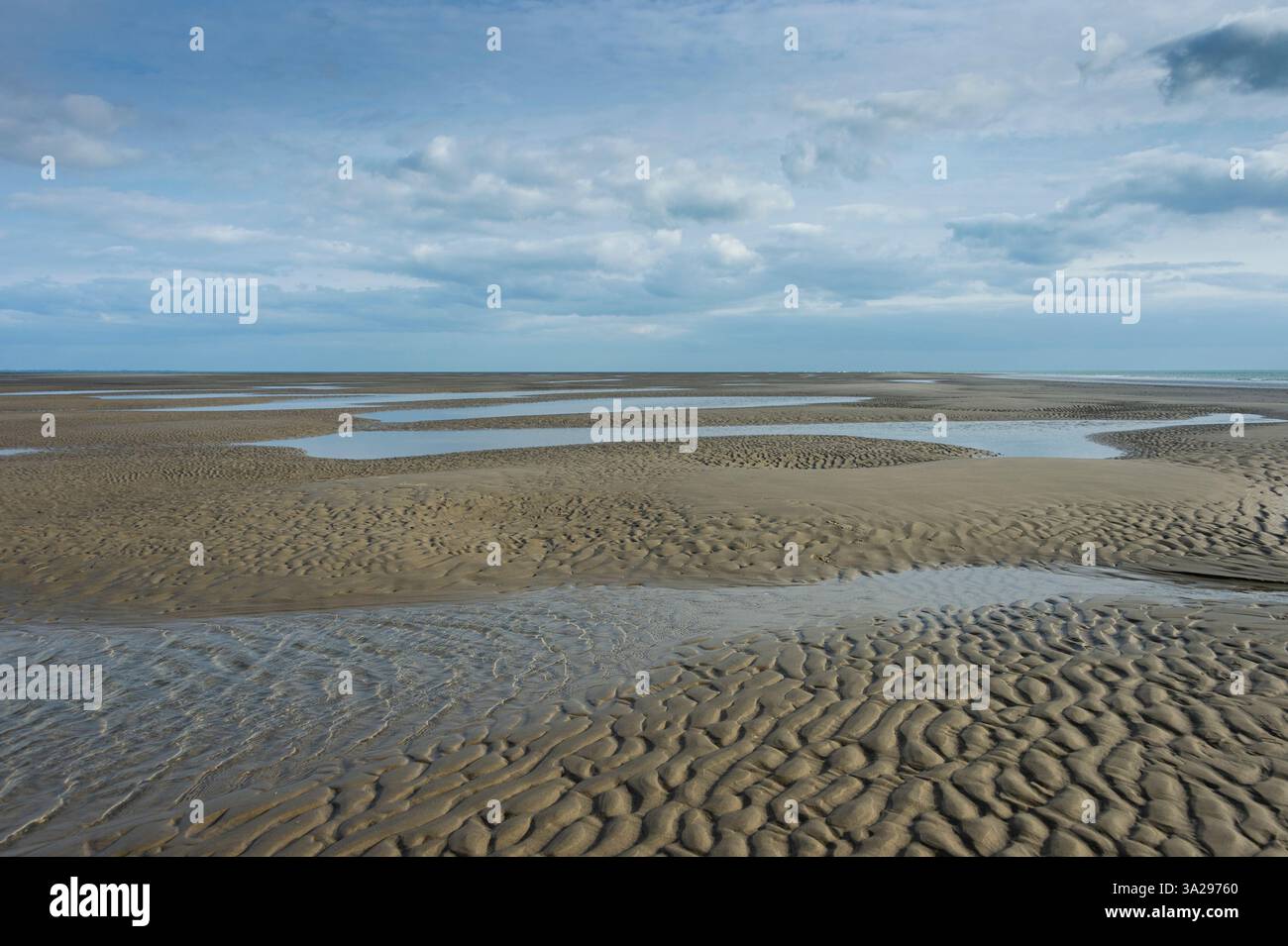 Empty cloudy sky from hi-res stock photography and images - Alamy