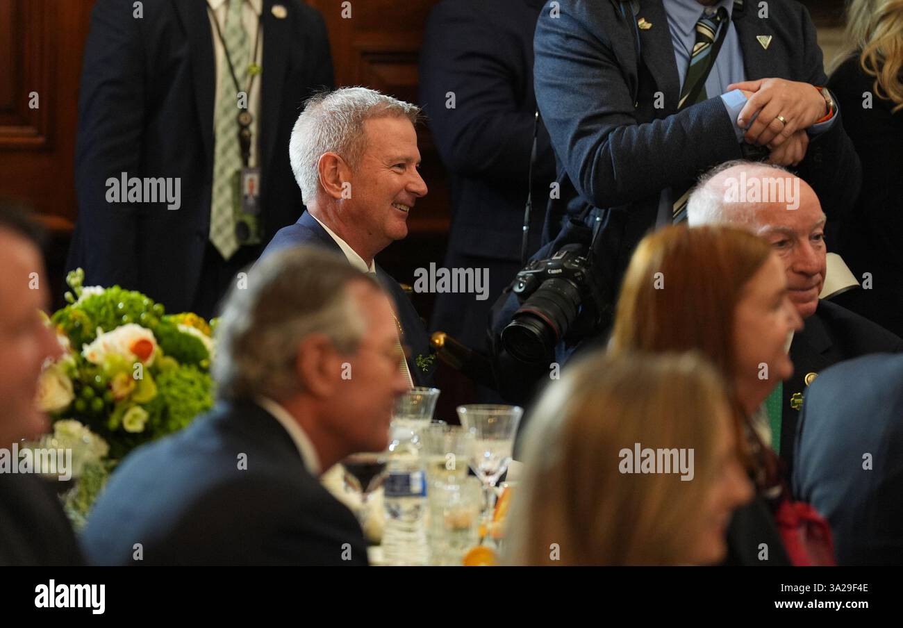 (Centre) United States ambassador to Ireland Edward Walsh at the ...