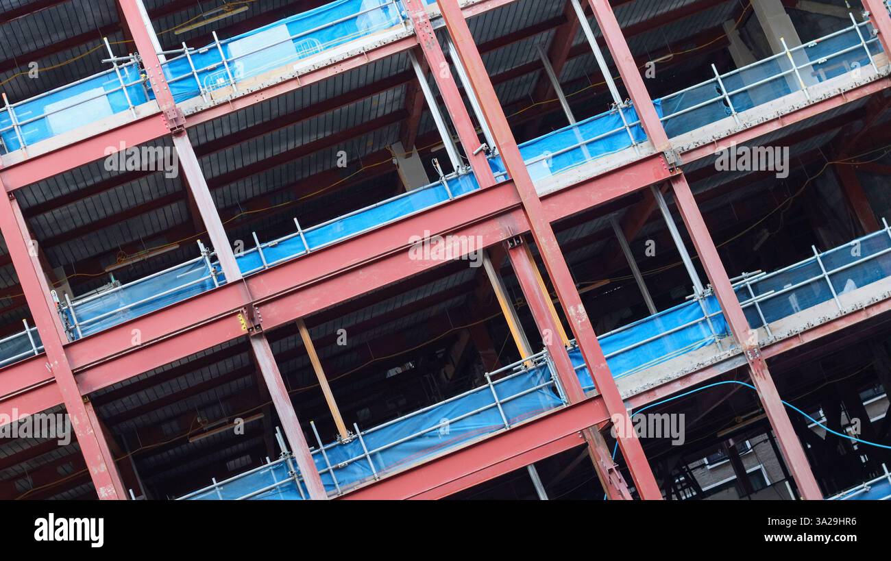 The steel framework of a building under construction Stock Photo - Alamy