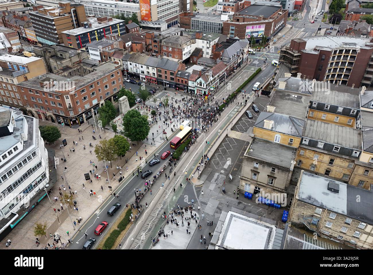 aerial view of Kingston upon Hull far-right anti-immigration riot Aug ...