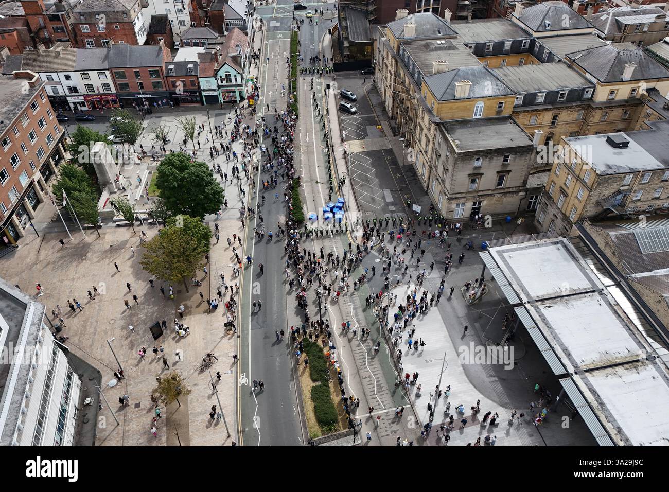 aerial view of Kingston upon Hull far-right anti-immigration riot Aug ...