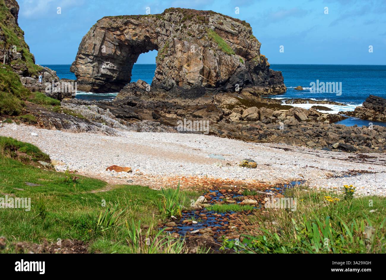 The Great Pollet Arch largest sea arch in Ireland in County Donegal, Fanad Peninsula Stock Photo ...