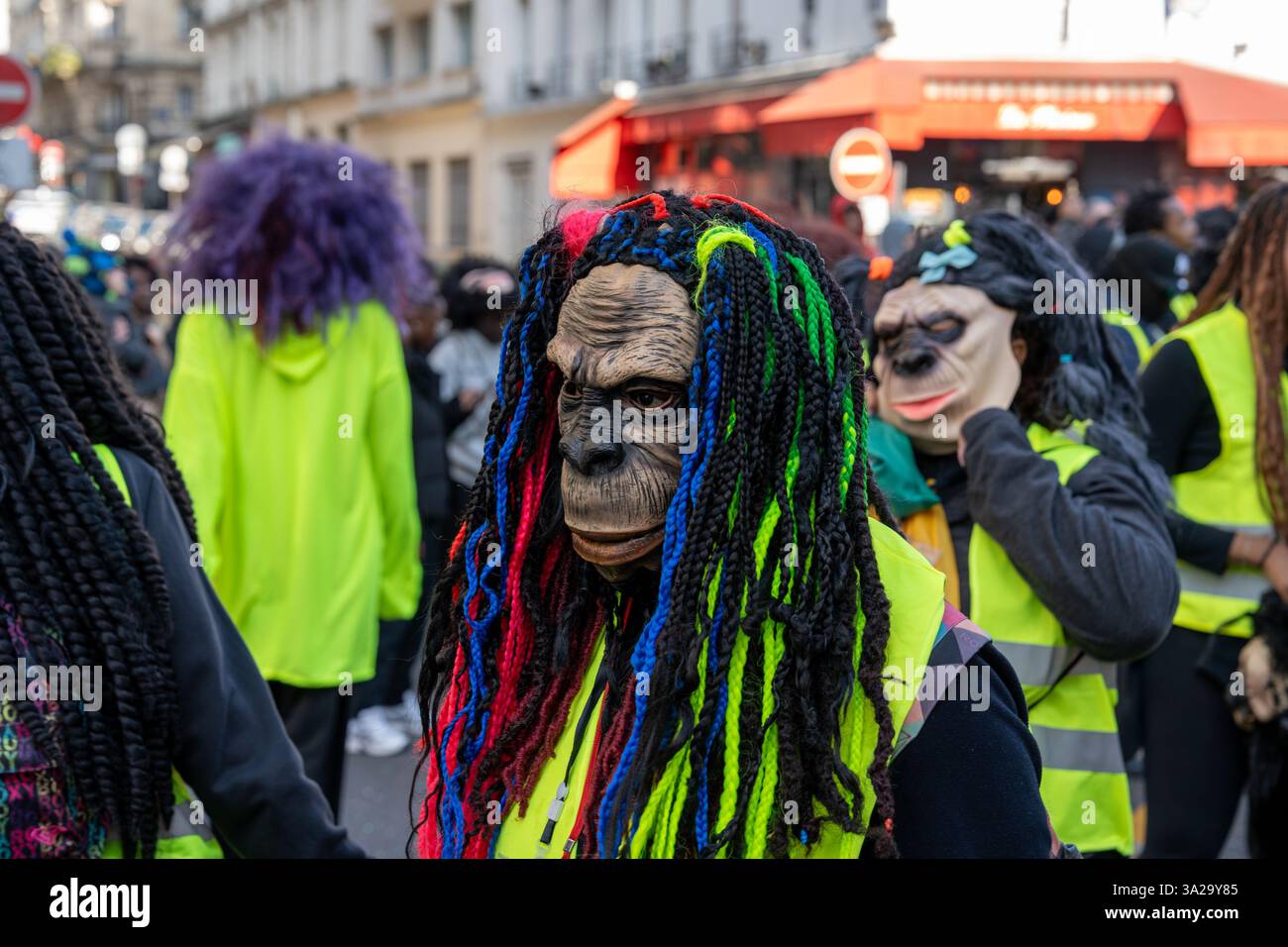Vibrant masks and colorful costumes bring excitement to Paris Carnival ...