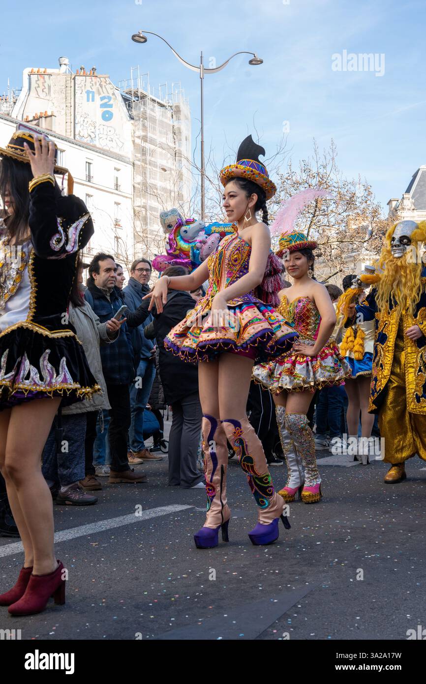Vibrant street parade brings joy to spectators at Paris Carnival 2025 ...