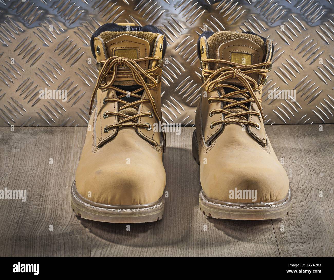 Safety waterproof lace shoes wooden board corrugated metal plate ...