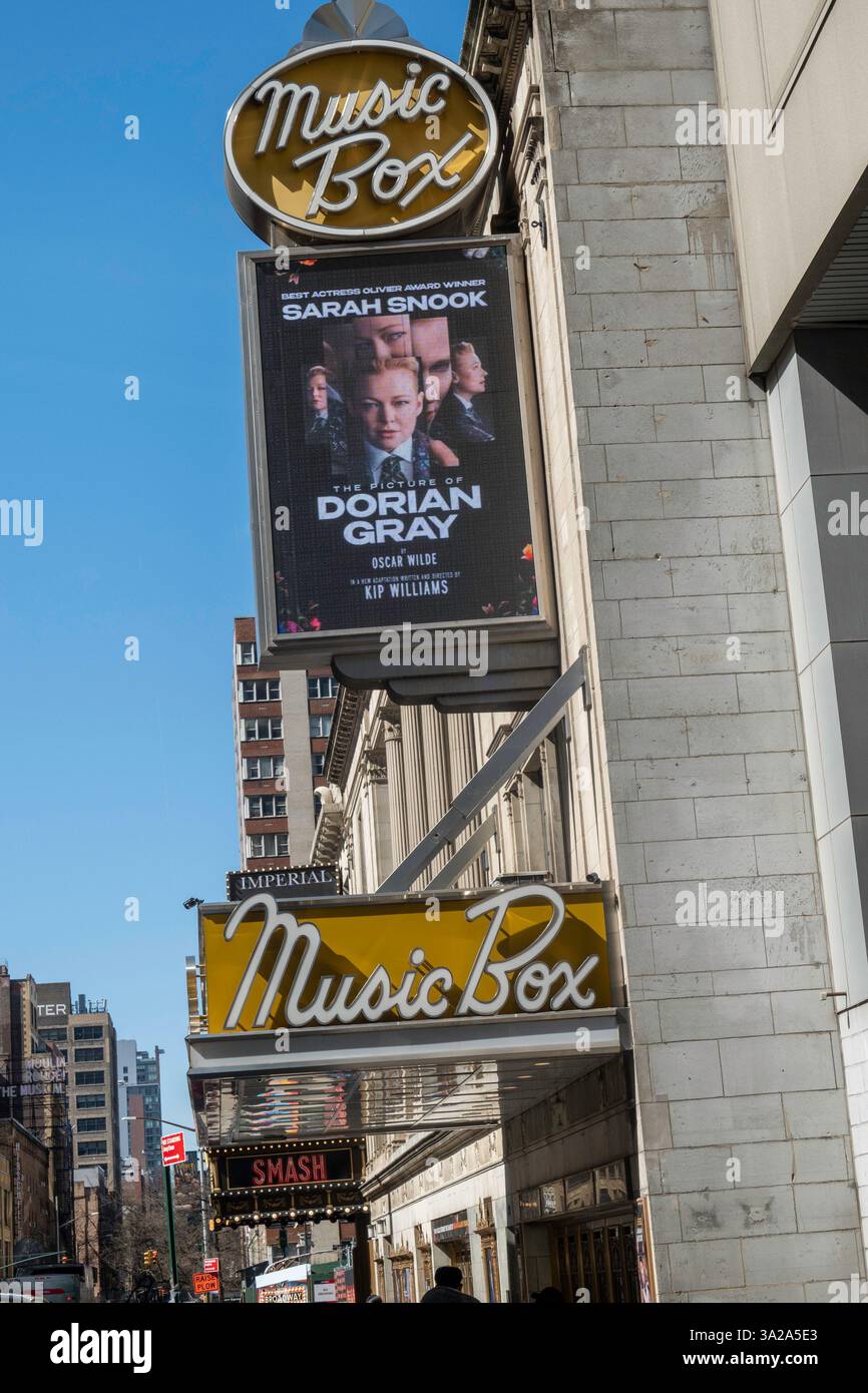 "The Picture of Dorian Gray" at the Music Box Theatre in Times Square ...