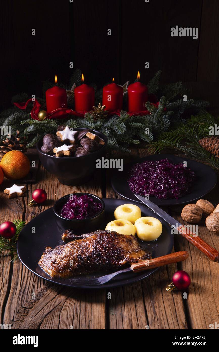 Classic duck hi-res stock photography and images - Alamy