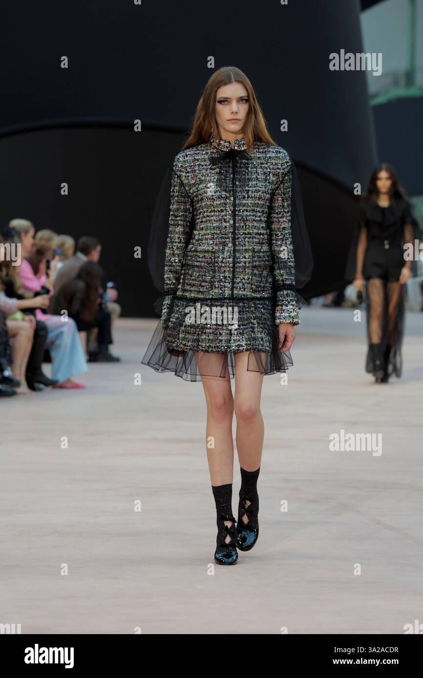 Paris, France. 11th Mar, 2025. Model Betsy Gaghan walks on the runway ...