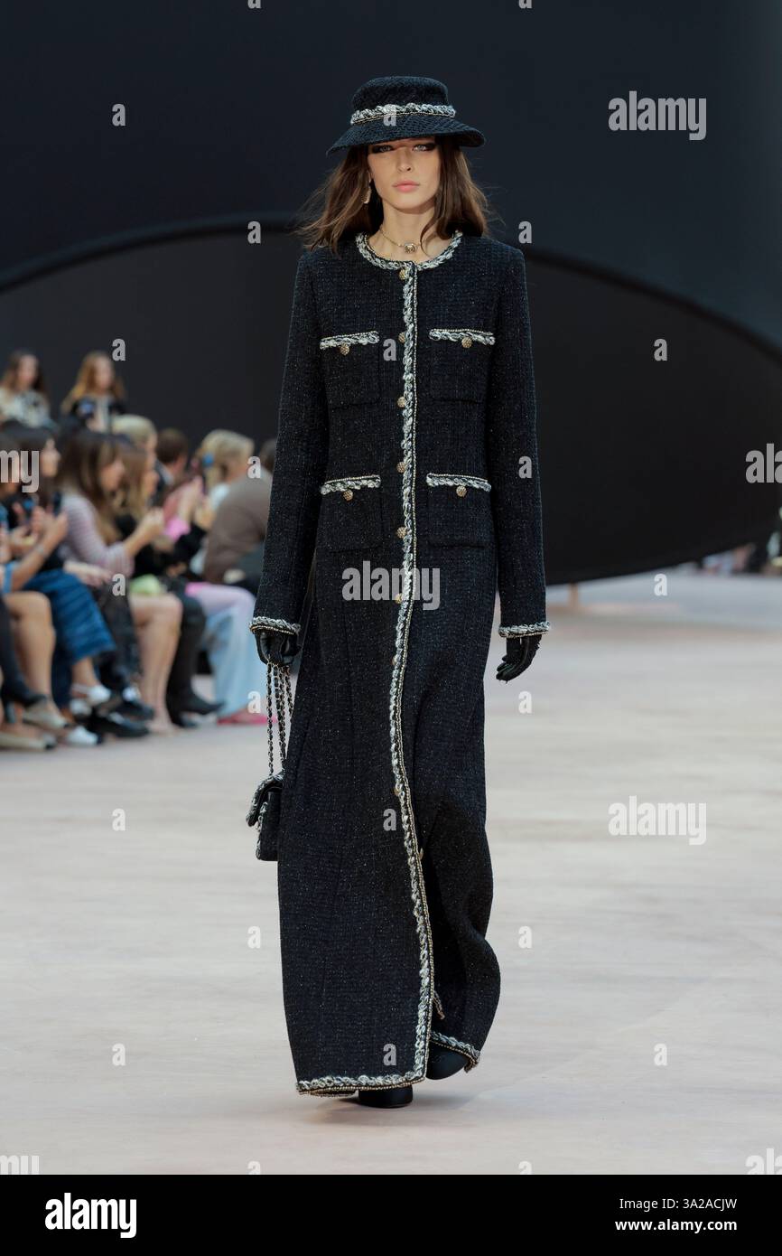 Paris, France. 11th Mar, 2025. Model Libby Taverner walks on the runway during the Chanel Ready ...