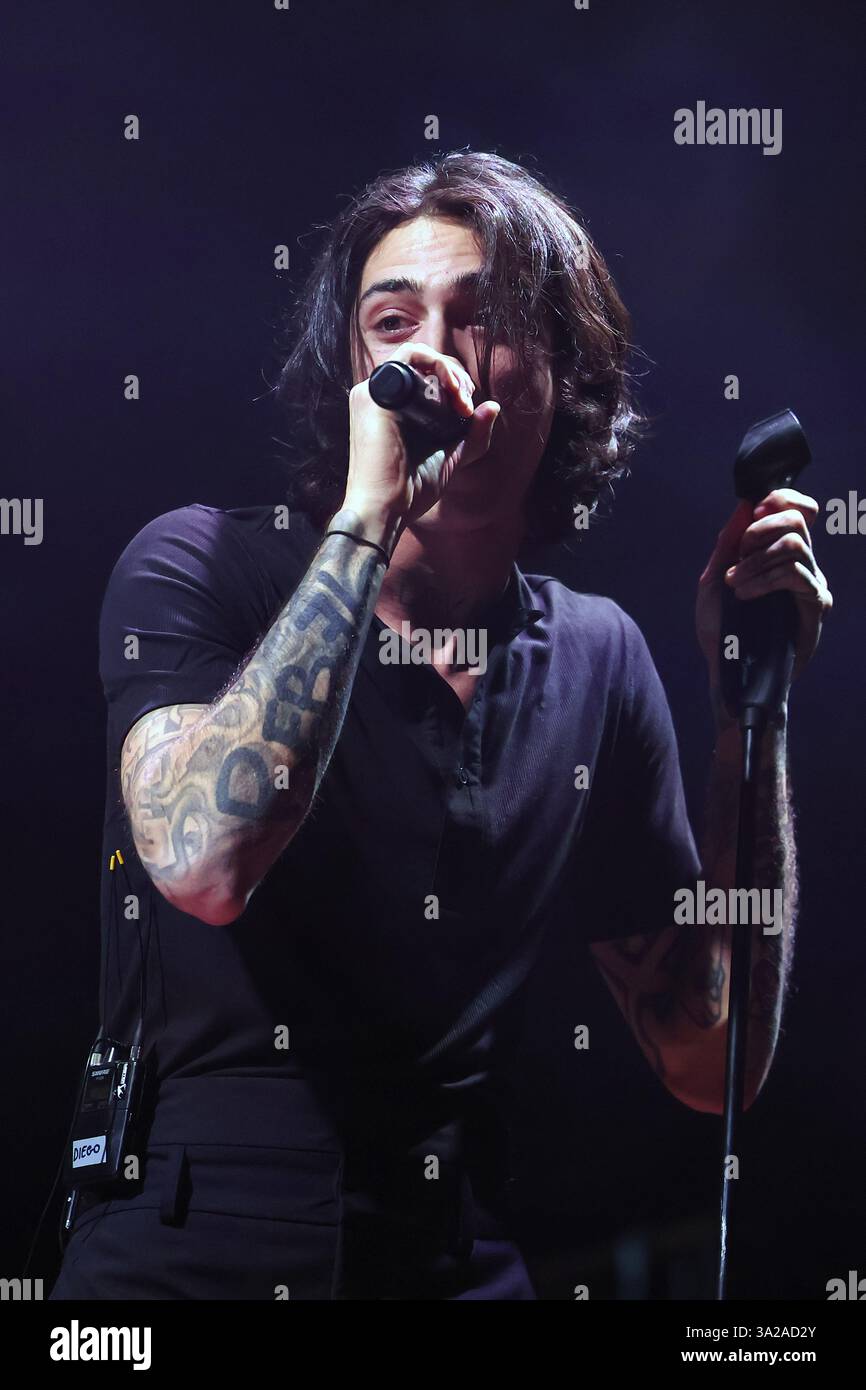 Naska - Tour Nei Teatri - The prince of Italian punk NASKA in a new ...