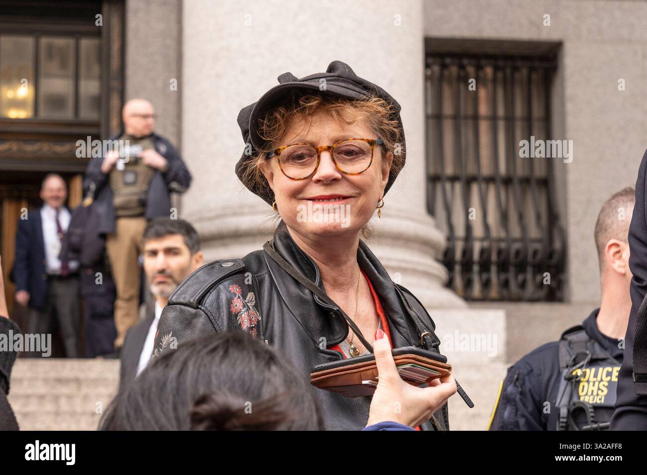 Susan Sarandon, supporter of Mahmoud Khalil walks out of court hearing ...