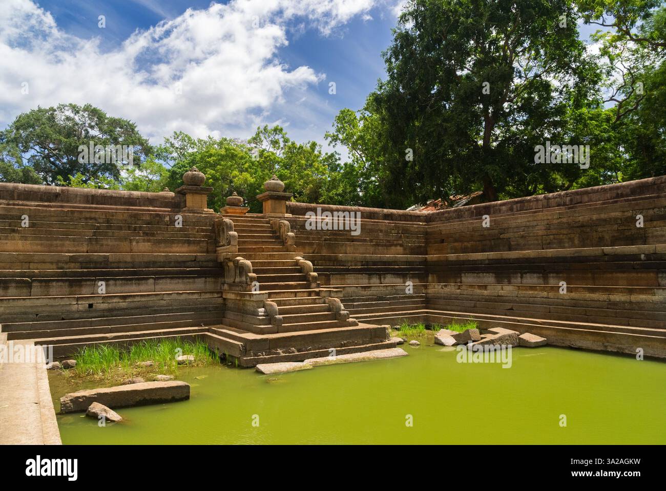 Kuttam pokuna - The Twin Pond, Anuradhapura, Sri Lanka Stock Photo - Alamy