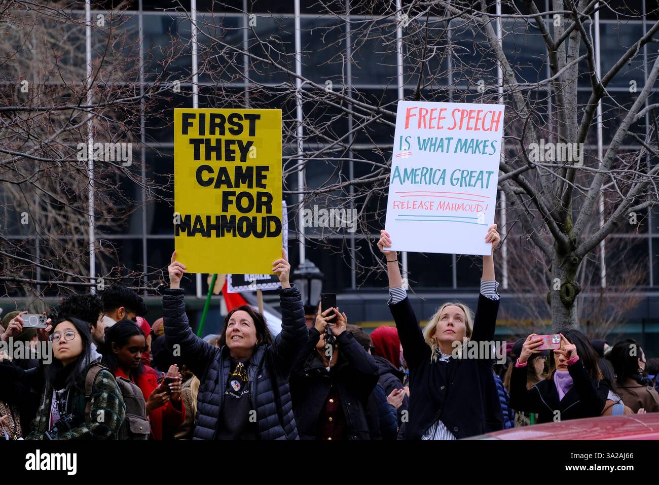New York, NY, USA. 12th Mar, 2025. Hundreds of Pro-Palestine protestors ...
