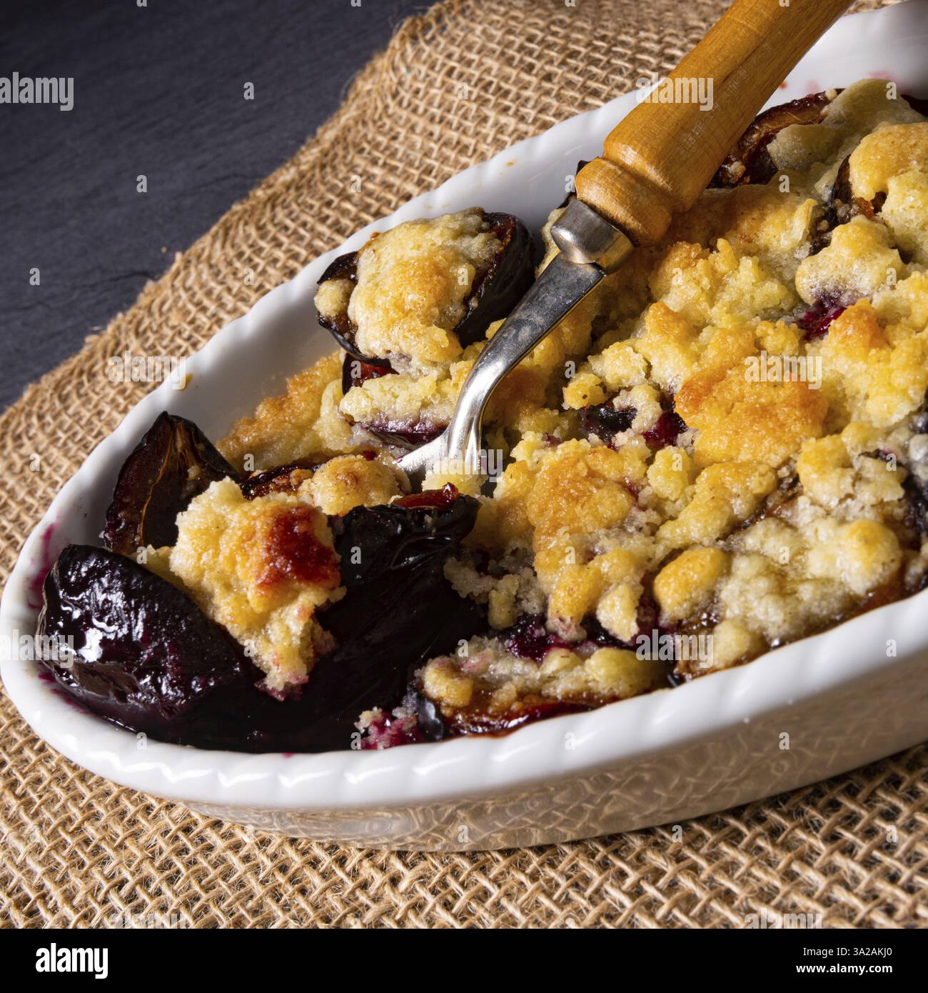 Healthy crumble hi-res stock photography and images - Alamy