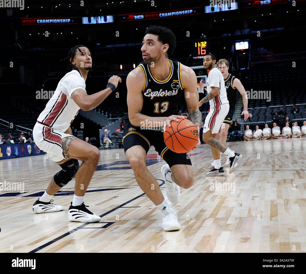 March 12, 2025: La Salle Explorers Guard (13) Daeshon Shepherd looks to ...
