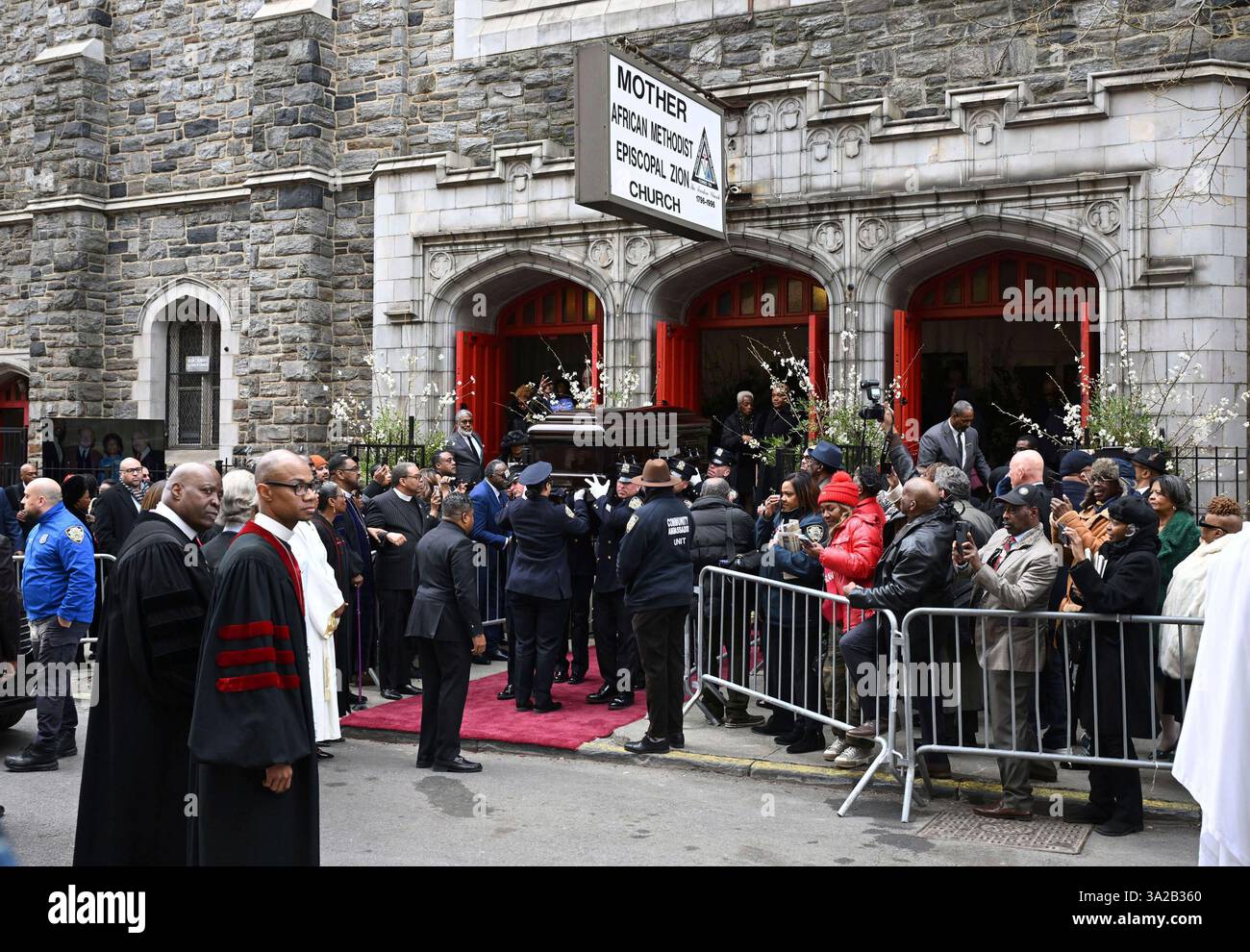 Photo by: zz/NDZ/STAR MAX/IPx 2025 3/12/25 Atmosphere at the funeral ...