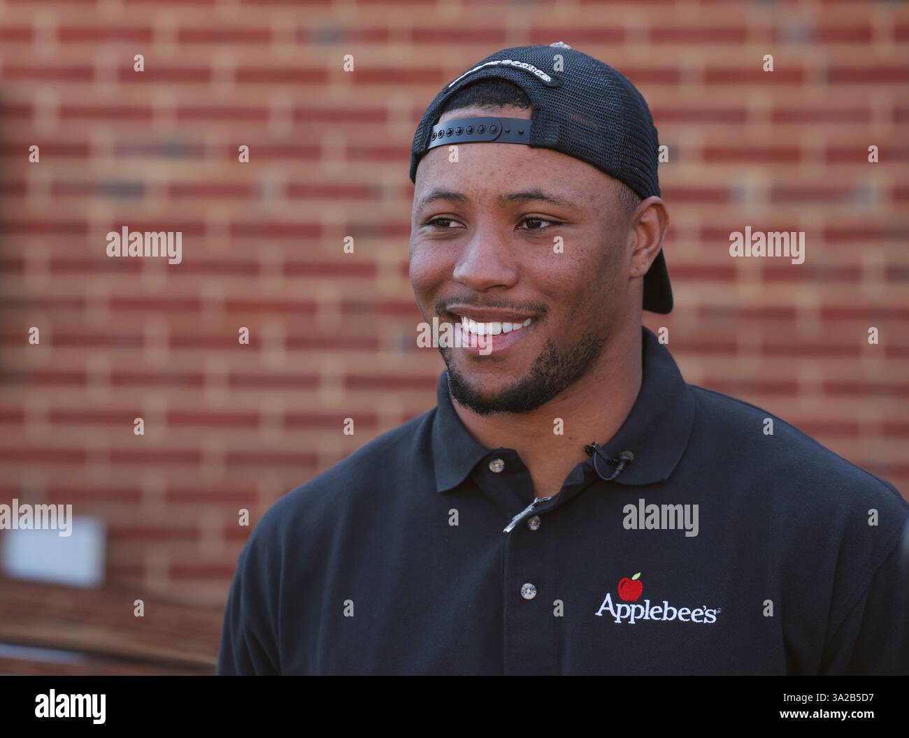 IMAGE DISTRIBUTED FOR APPLEBEE'S - Philadelphia Eagles star running ...