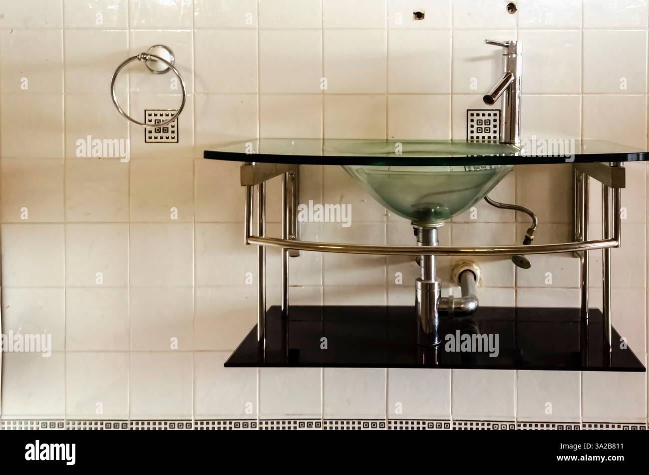 Transparent Wall Mount Glass Bathroom Sink Side View Stock Photo - Alamy
