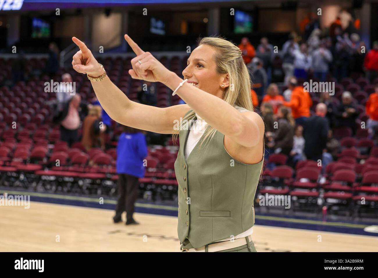 CLEVELAND, OH - MARCH 12: Buffalo Bulls head coach Becky Burke ...