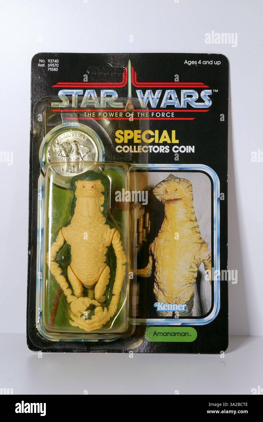 Star Wars The Power Of The Force Collectible Toy with Special ...