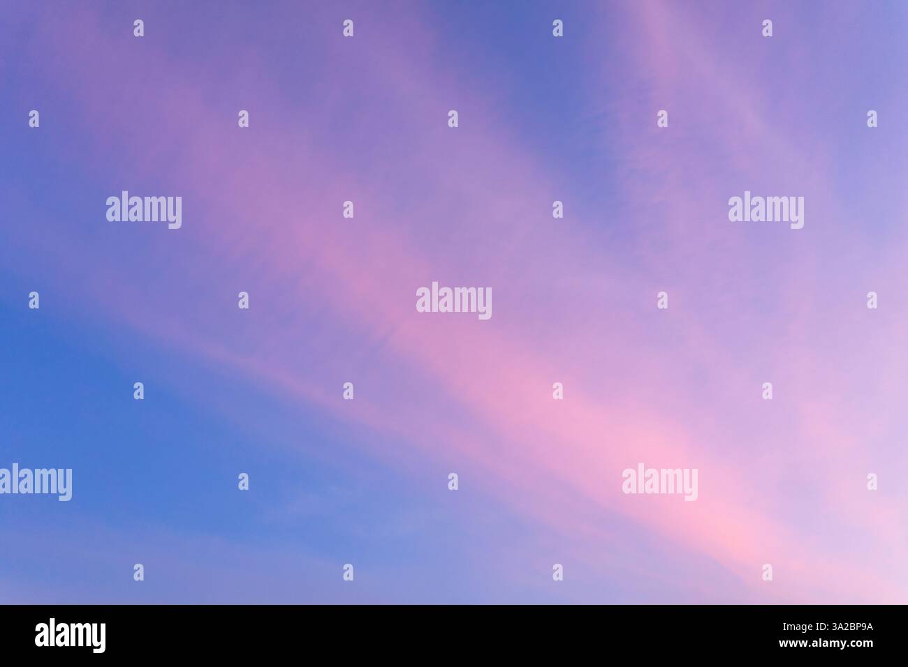 Stunning pink sky sets hi-res stock photography and images - Alamy