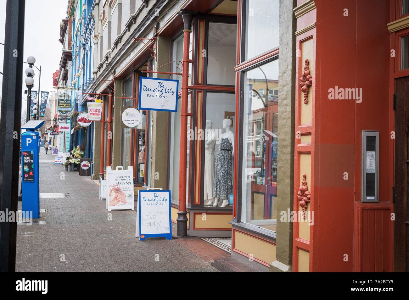 Colourful Victorian era stores along Johnson Street in Downtown ...