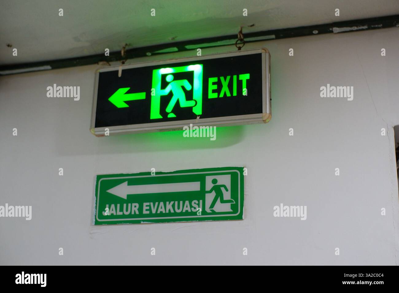 Exit signs and evacuation routes within the walls of crossing vessels ...