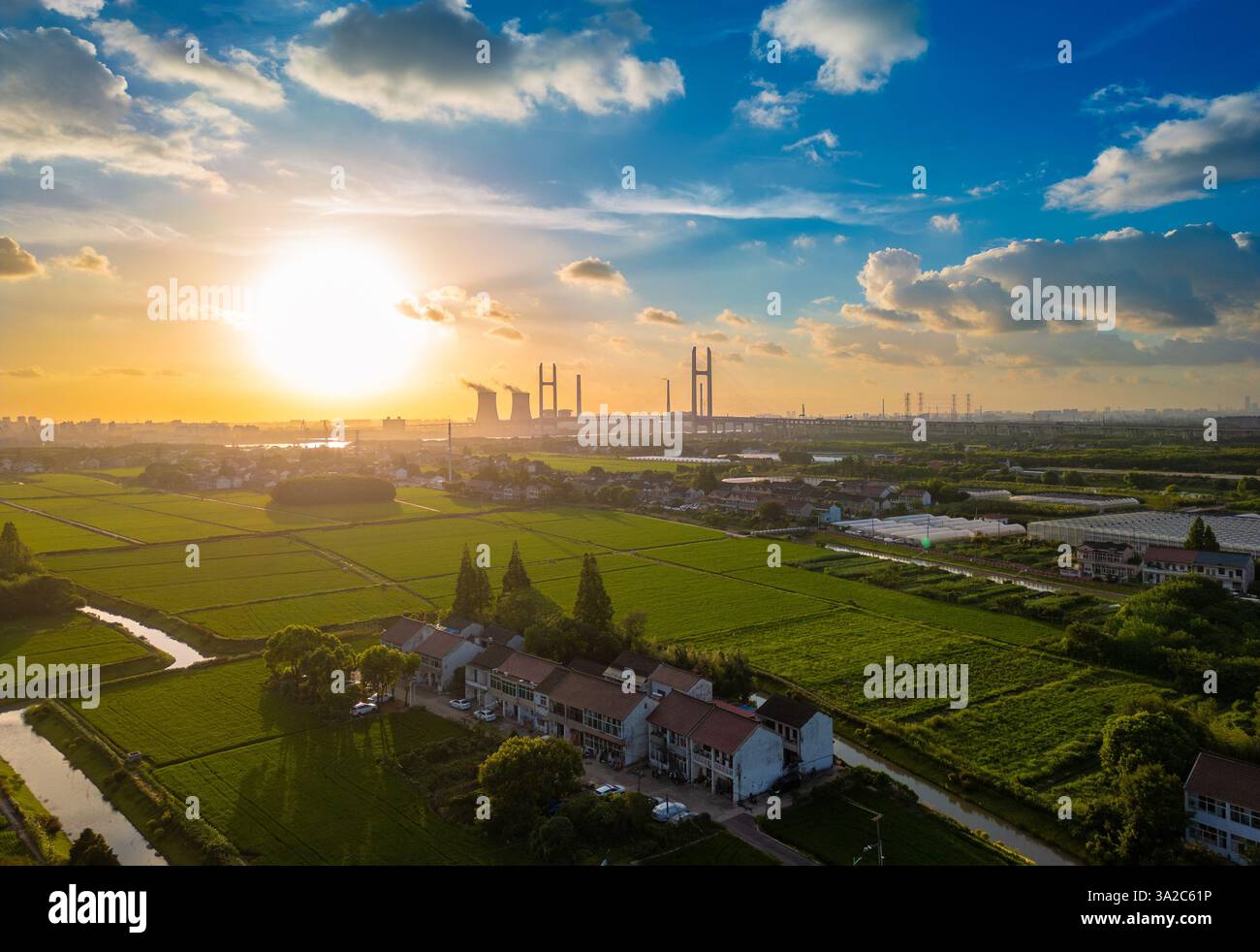 Aerial View of Minpu Bridge, Shanghai, China Stock Photo - Alamy