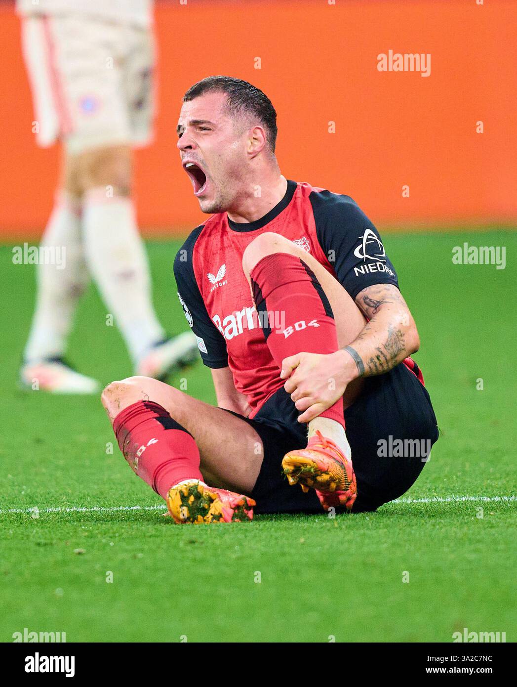 Leverkusen, Germany. 11th Mar, 2025. Granit Xhaka, Lev 34 in the round ...